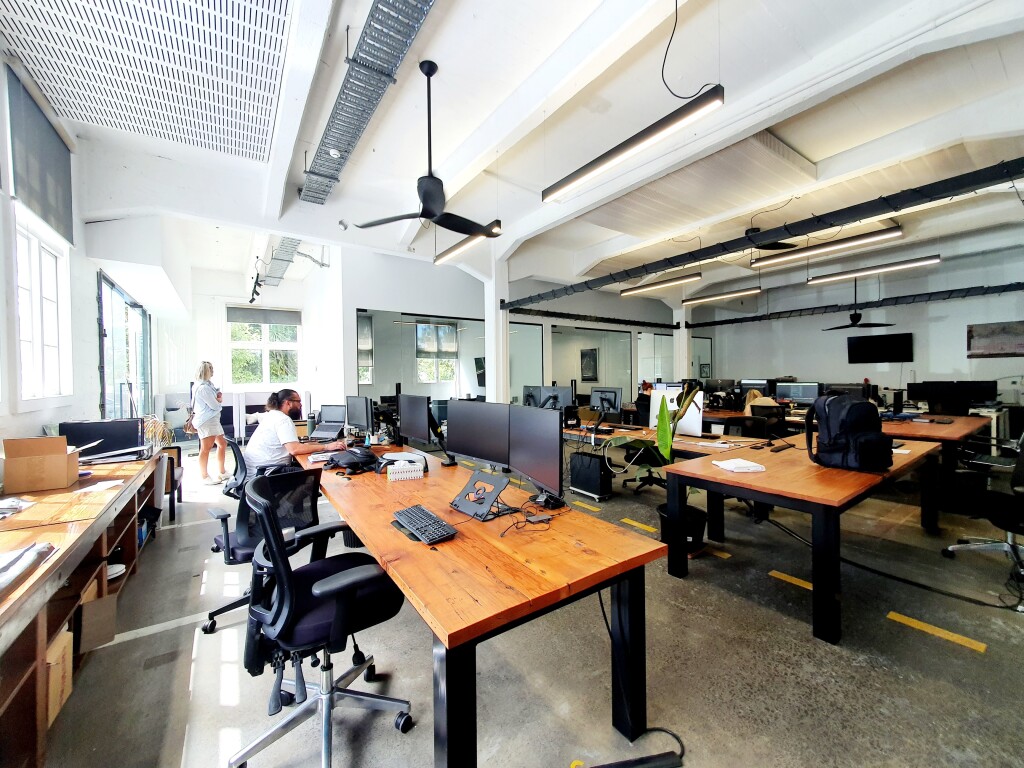 Zone Realty Limited | Upmarket Office Showroom Warehouse